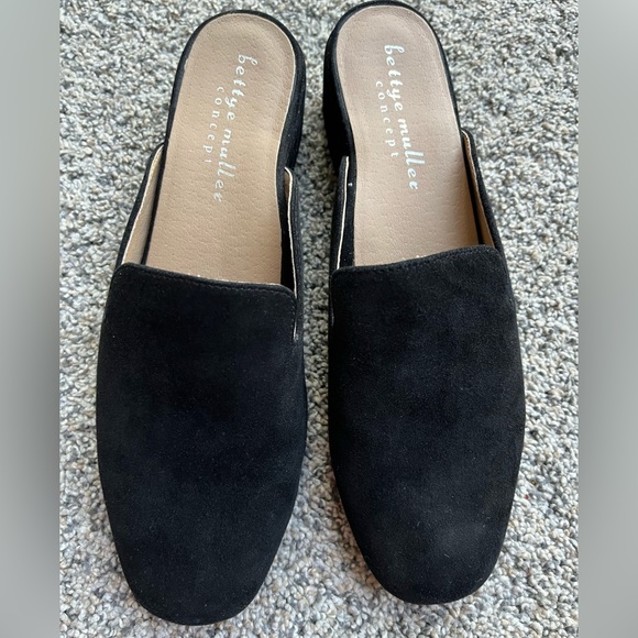 bettye muller | Shoes | Bettye Mullerbeckett Chinky Mule Black Suede ...